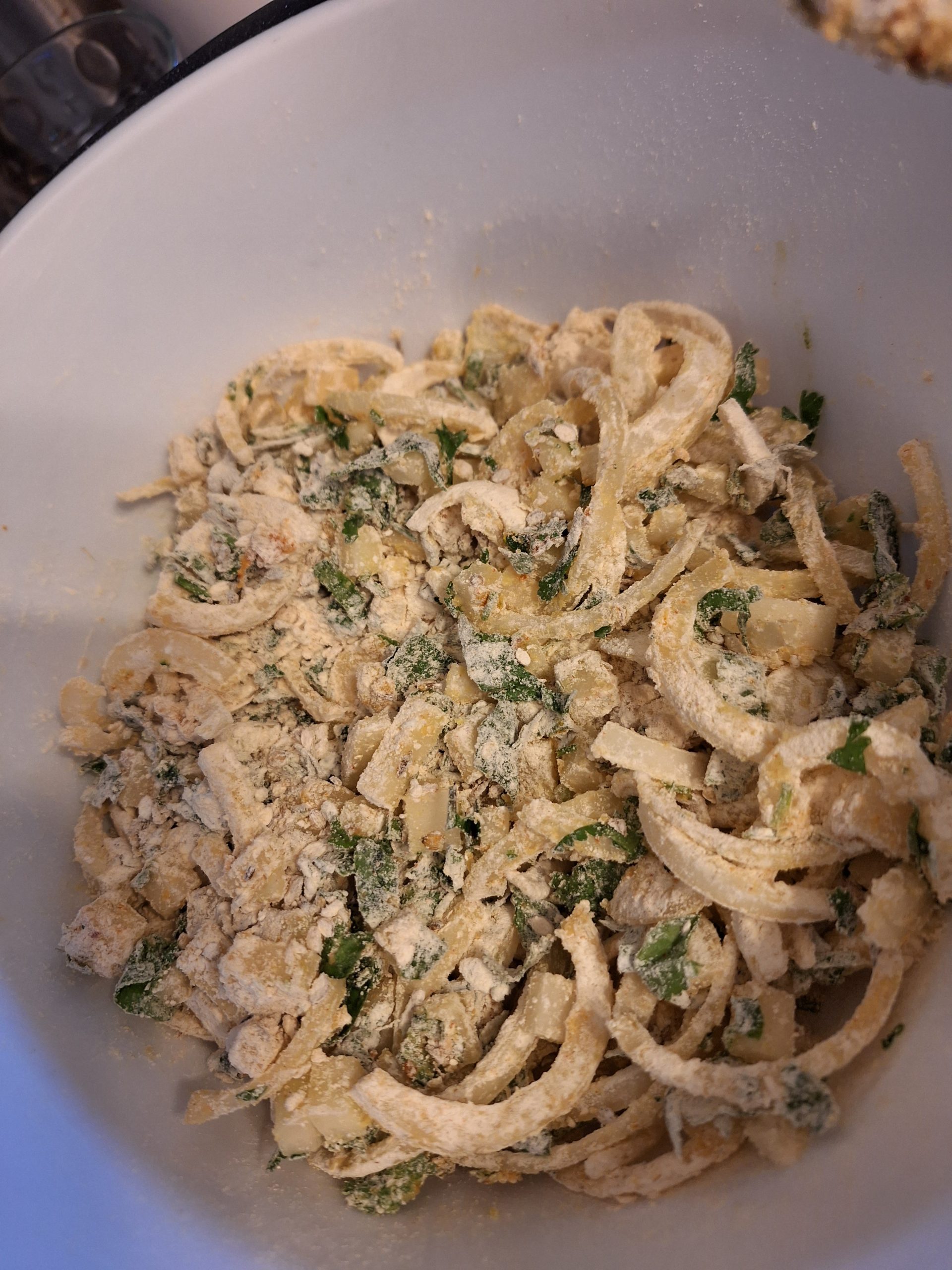 Vegetable Pakoras, Crispy Pakistani vegetable fritters – Feasting Food