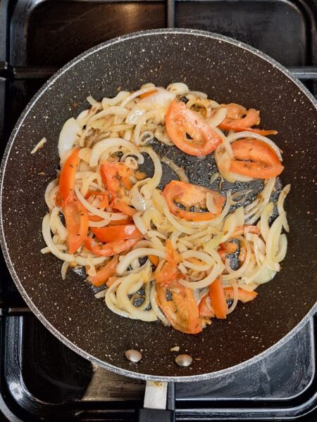 Authentic Tarka Daal Recipe: Flavourful Pakistani Lentil Dish with ...