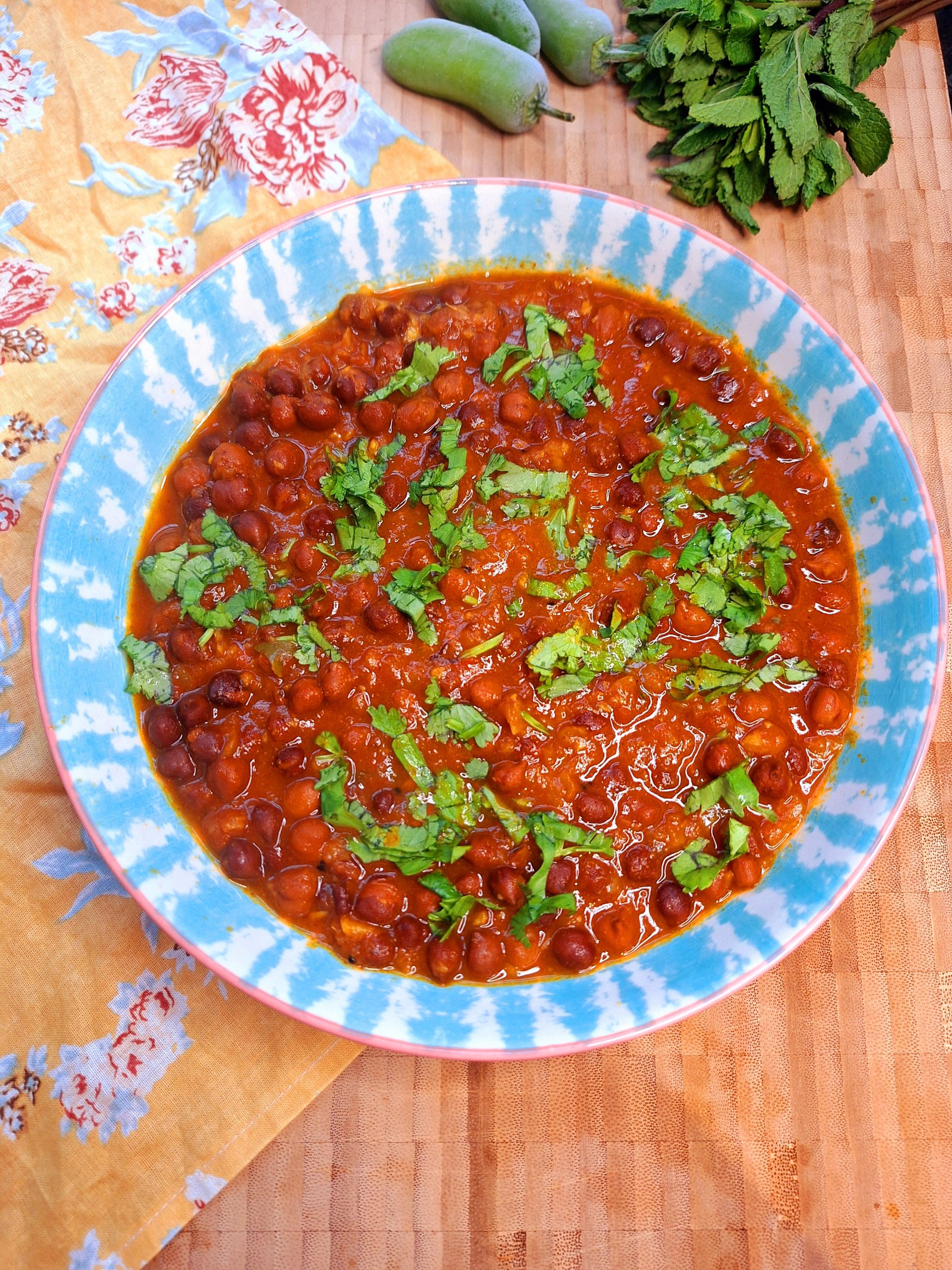 Kala Chana Recipe, Black Chickpeas Curry – Feasting Food