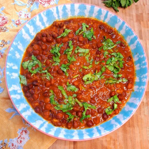 Kala Chana Recipe, Black Chickpeas Curry - Feasting Food