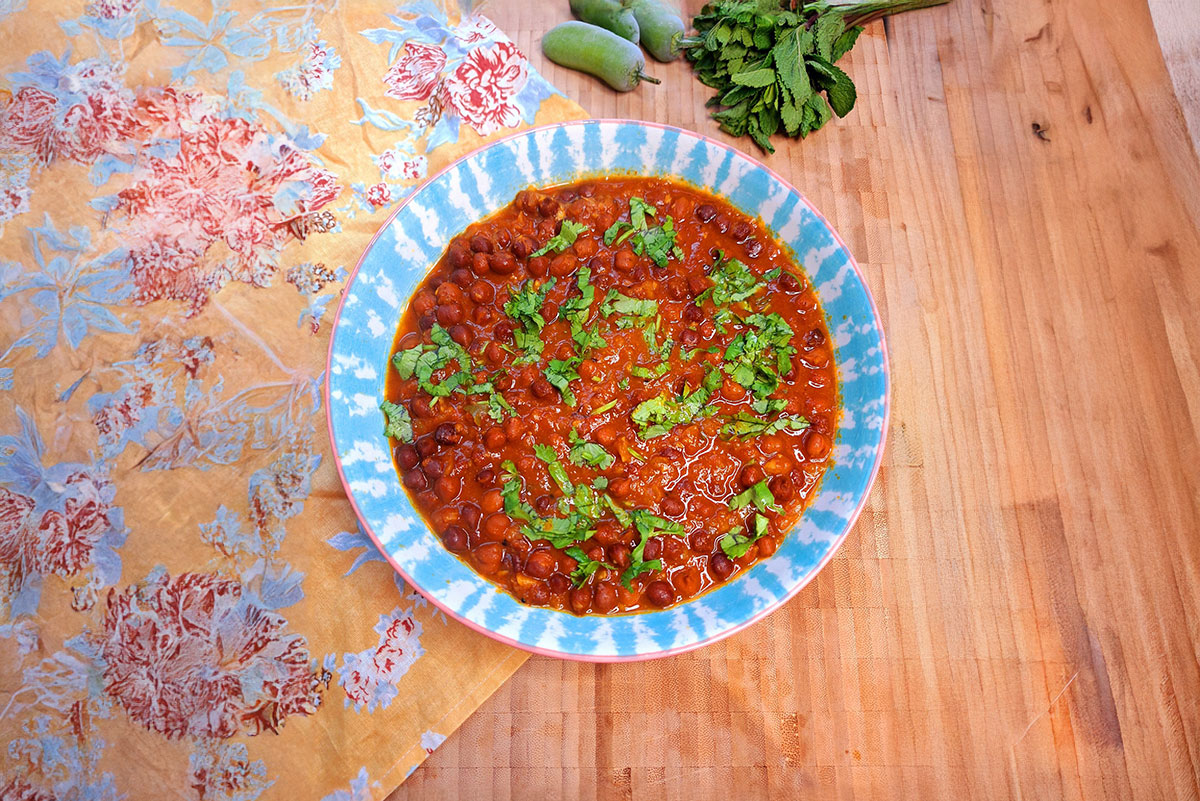 Kala Chana Recipe, Black Chickpeas Curry - Feasting Food