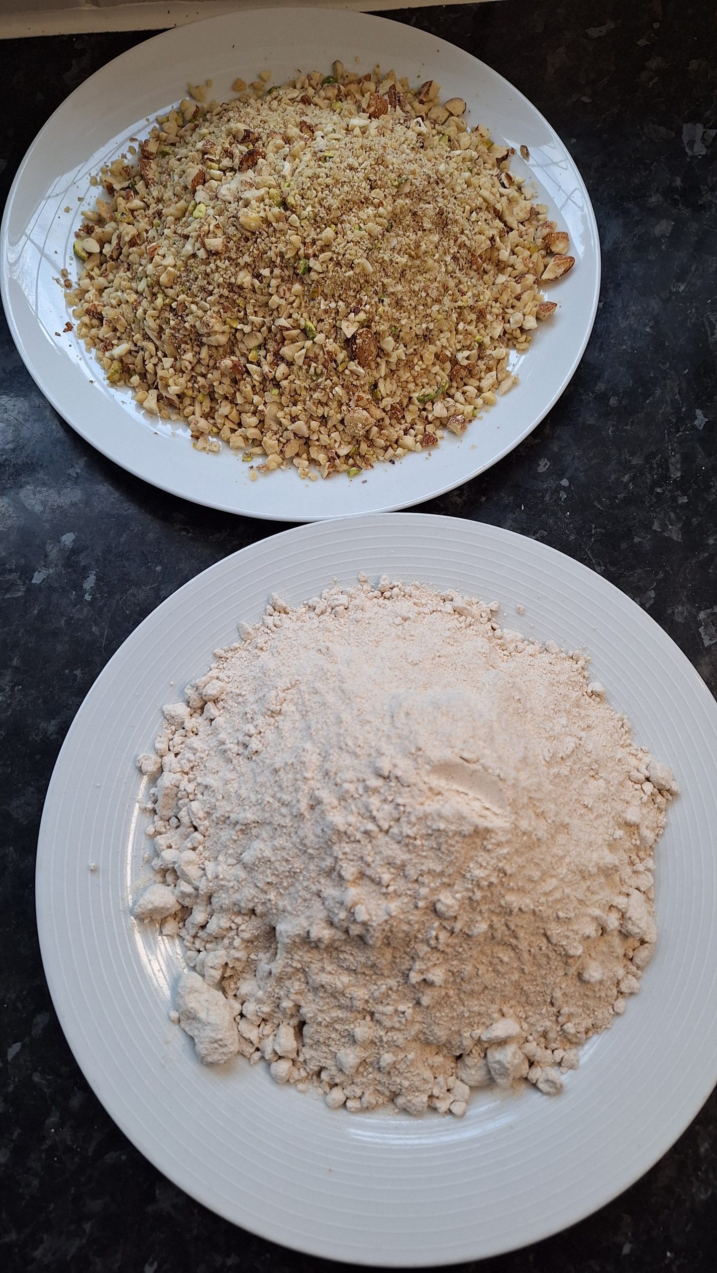 Panjeeri / Panjiri, nourishing and healing – Feasting Food