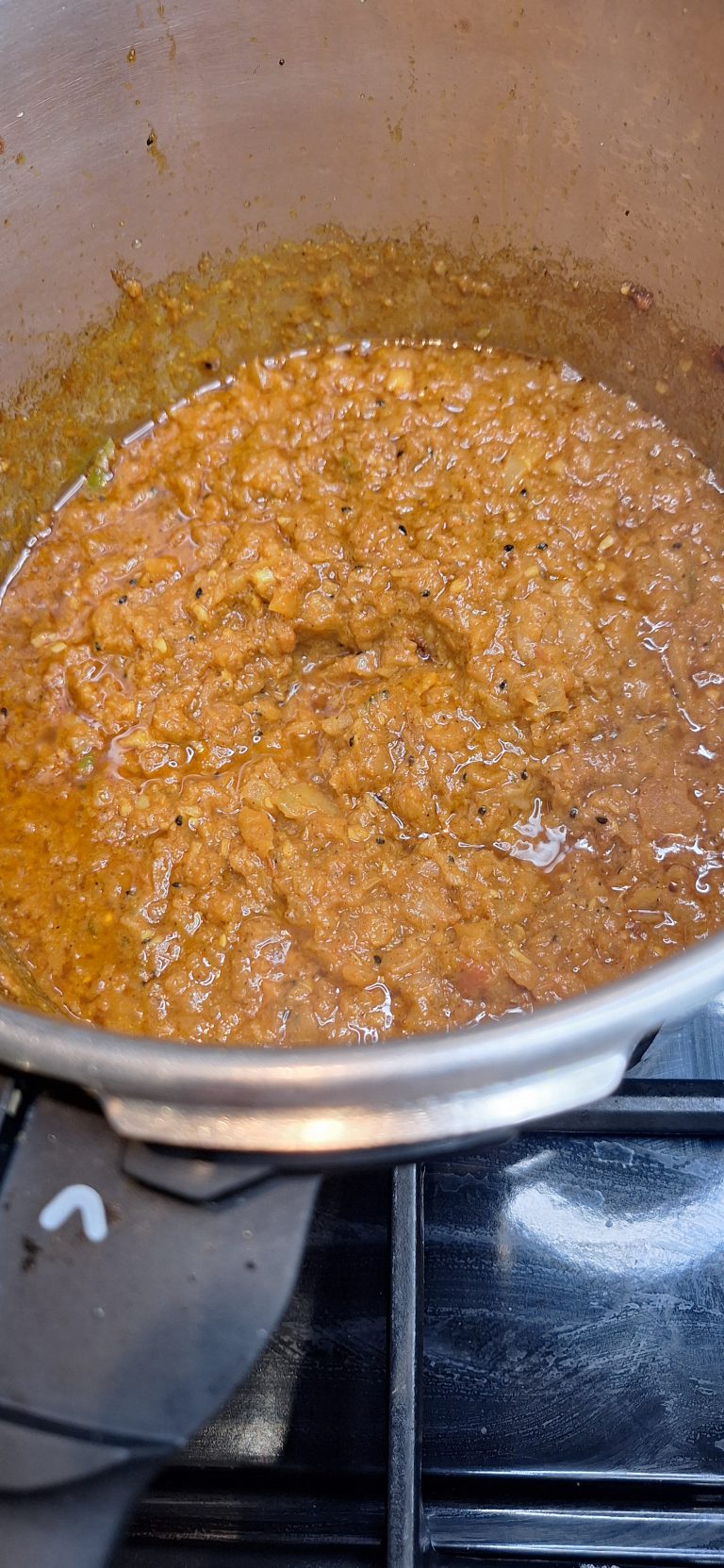 Authentic Lamb Bhuna Recipe: Rich, Spicy, and Slow-Cooked to Perfection ...